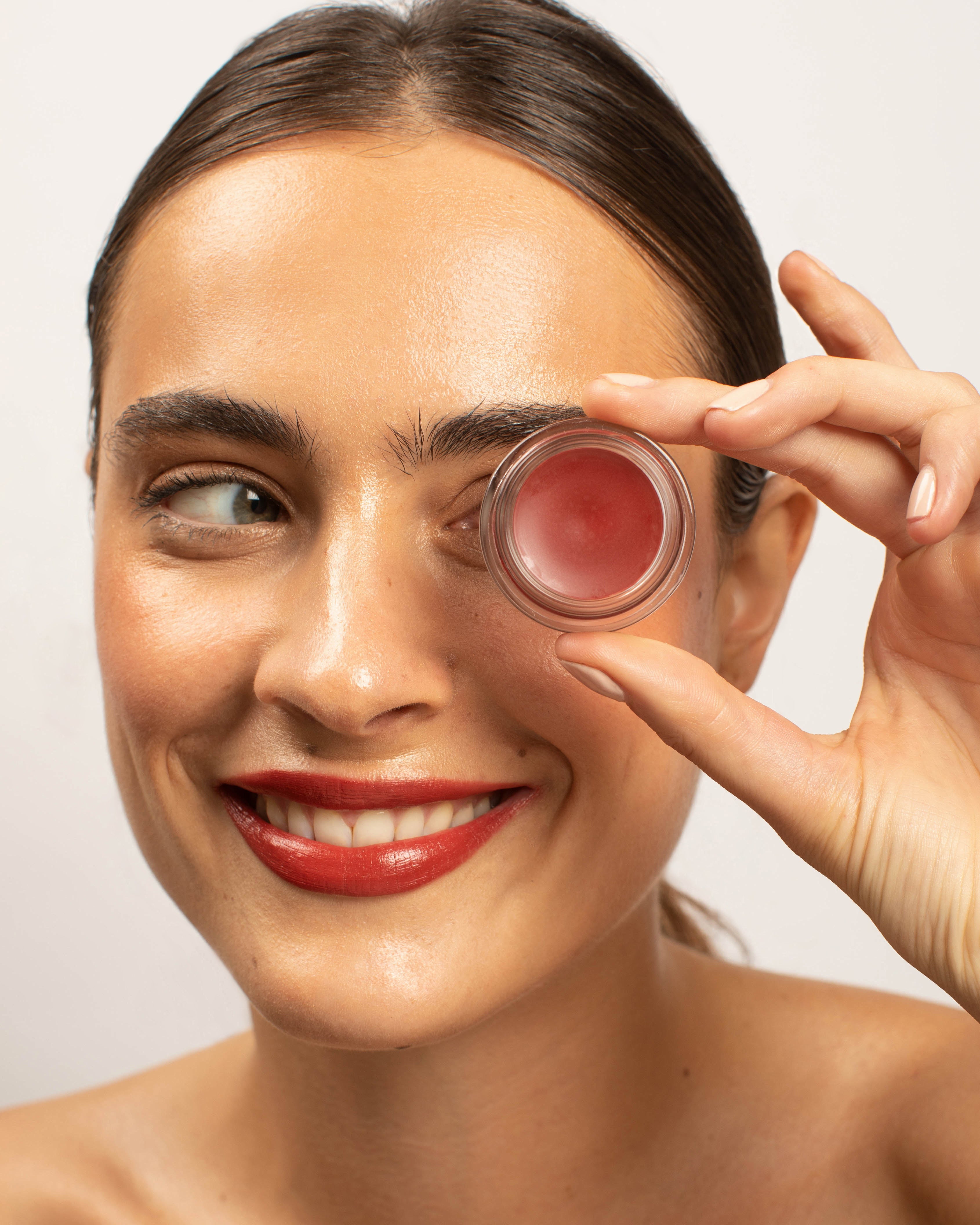 Hoe gebruik je multifunctionele make-up producten? | Nourished